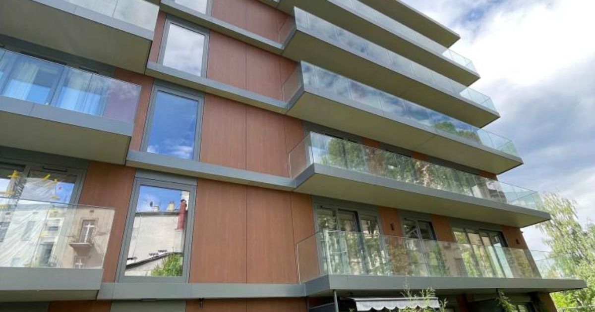 Angel Stradom | Trespa